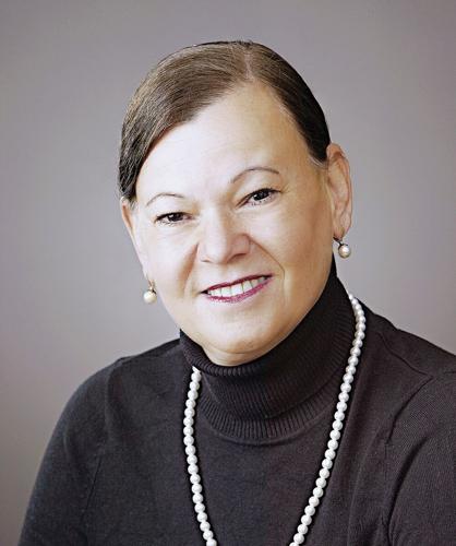 Maria Pearson keeps her Ward 10 council seat