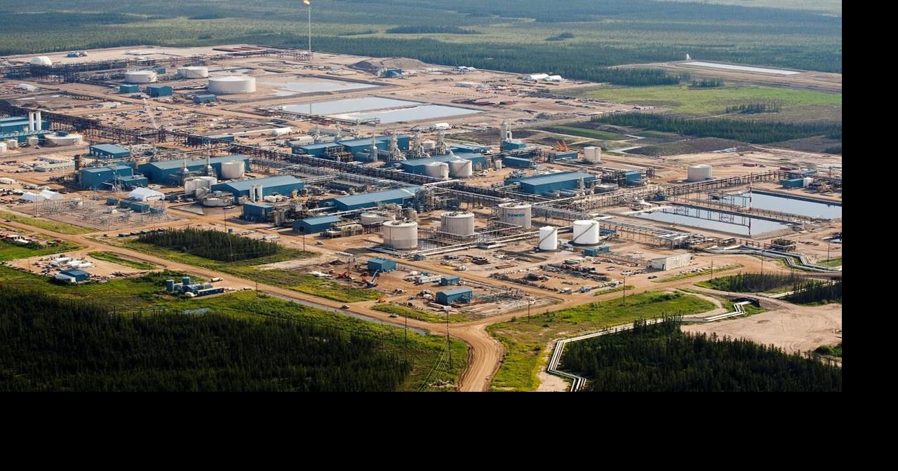 Wildfire burns out of control near Suncor's Firebag oilsands site