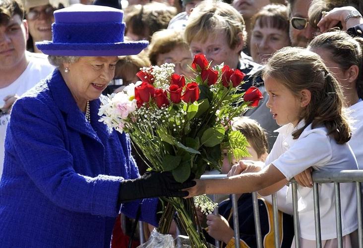 A look back in photos: Queen Elizabeth II in Hamilton