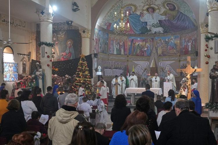Gaza's tiny Christian community tries to capture the holiday spirit ...
