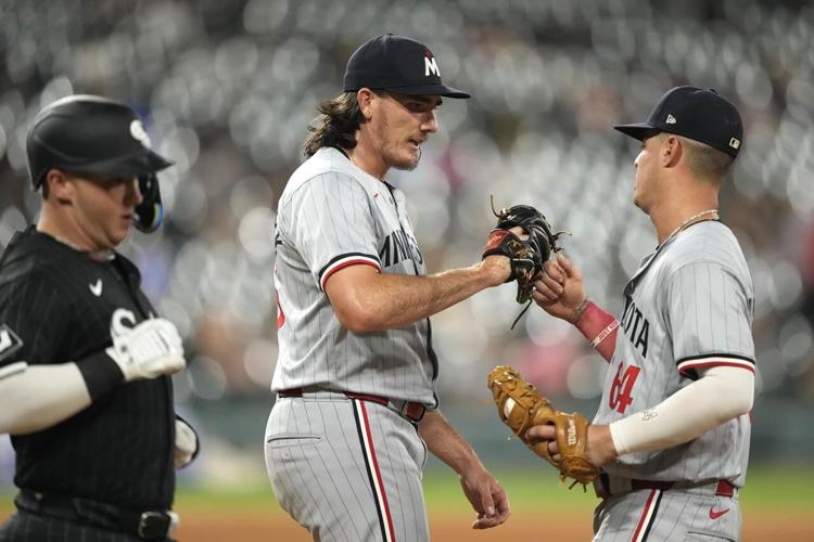 Twins score twice in 11th and improve to 8-0 against White Sox with 8-6 win