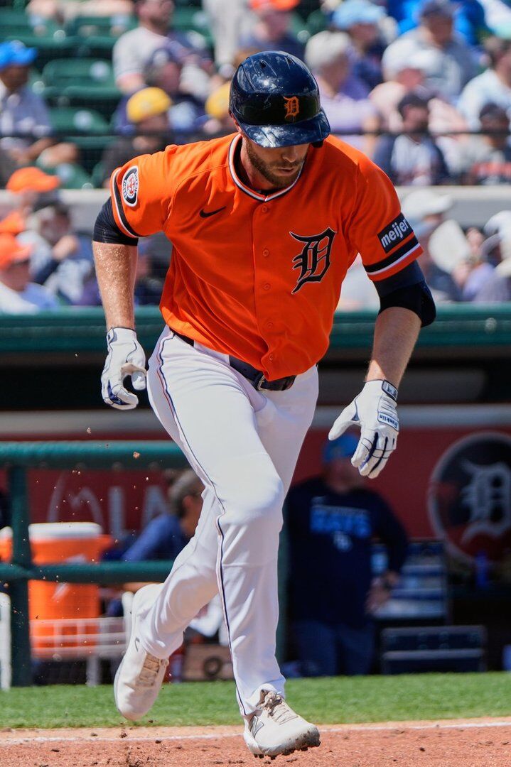 Outfielder Austin Slater exercises release clause in his contract with ...