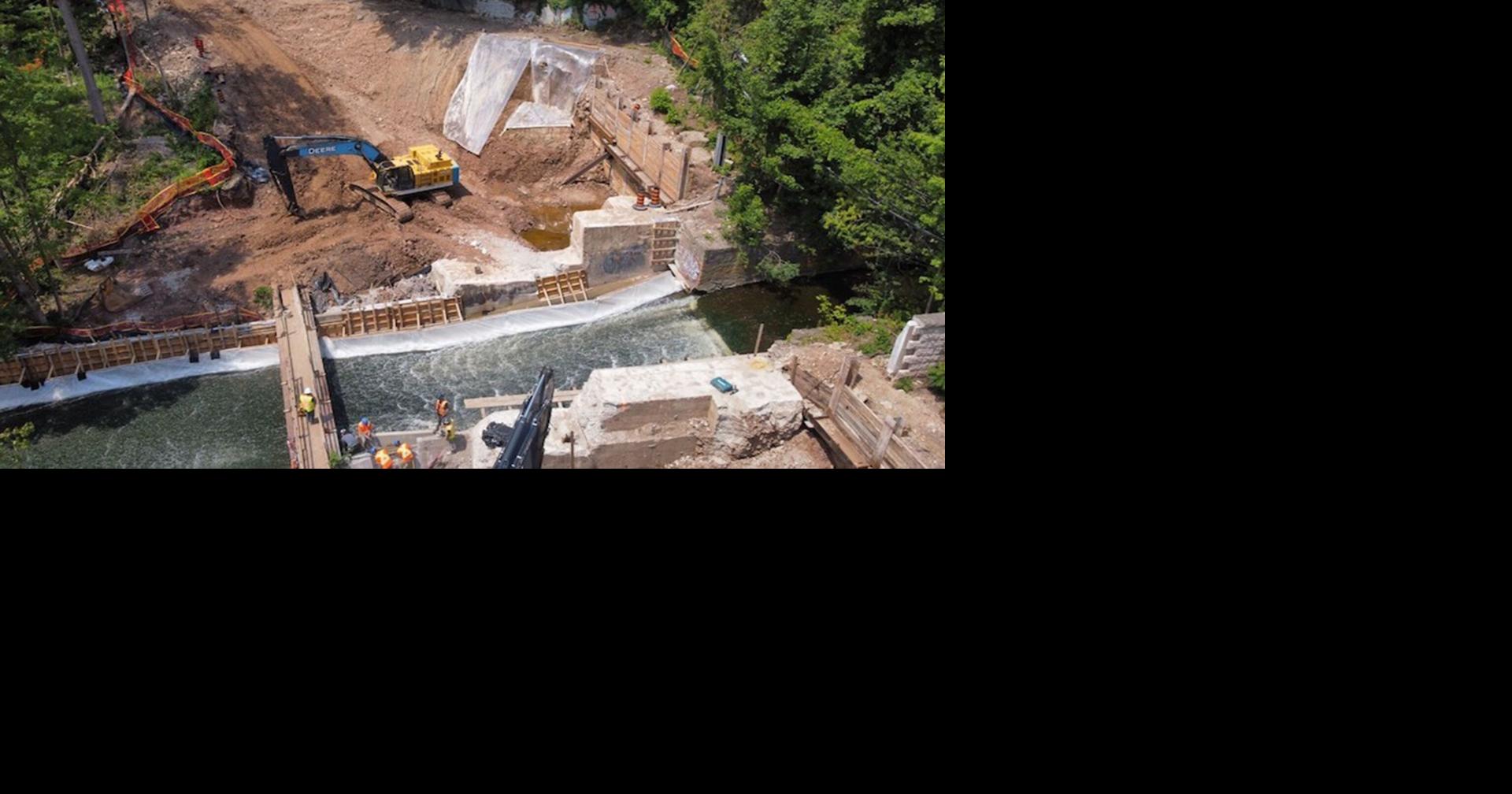 Dundas King Street West bridge removal begins ahead of schedule