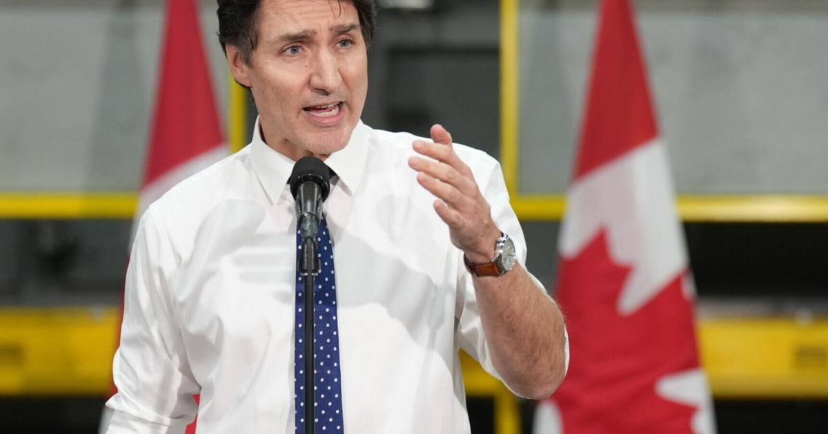 Trudeau slams Poilievre, Smith for breaking ranks on Trump Trudeau slams Poilievre, Smith for breaking ranks on Trump