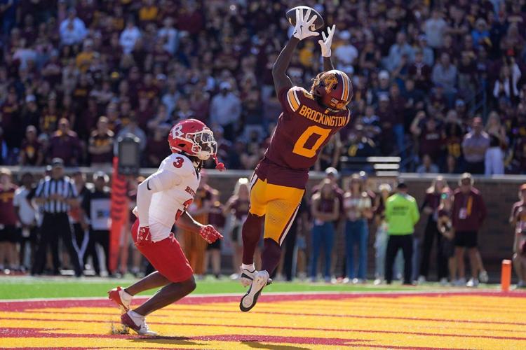 Drake Lindsay's 3 TDs help Minnesota rally past Rutgers 31-28