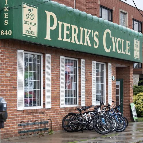 Pierik’s Cycle closing storefront in face of rent increase