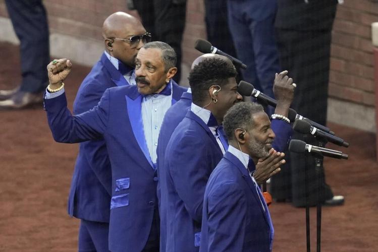 The Temptations serenade Mets fans at NLCS as founder admits he roots ...