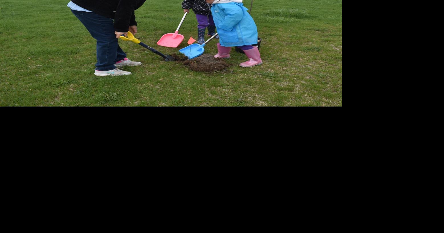 Planting trees at Chiefswood Park in Ohsweken for Earth Day