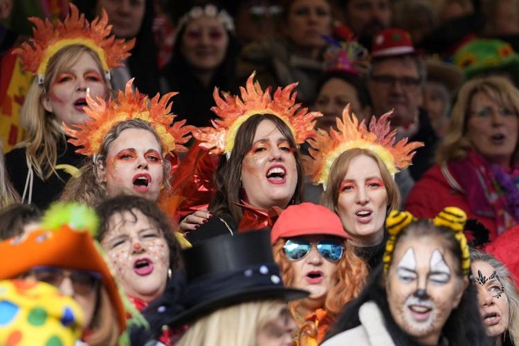 Carnival's women revelers take over the Rhineland for a day, dancing ...