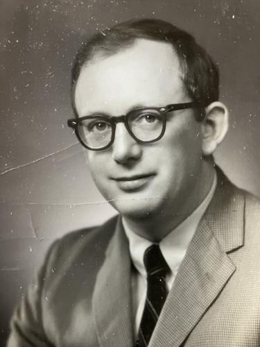 Gord Bullock had distinguished newspaper career