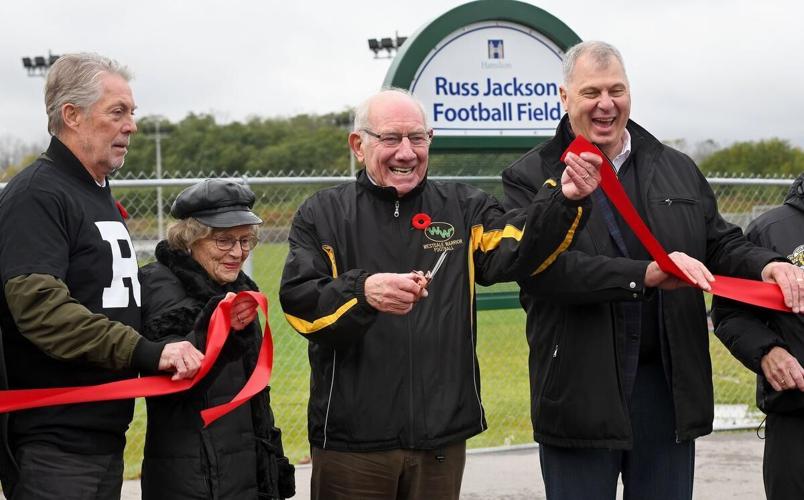 Hamilton honours legendary CFL quarterback Russ Jackson