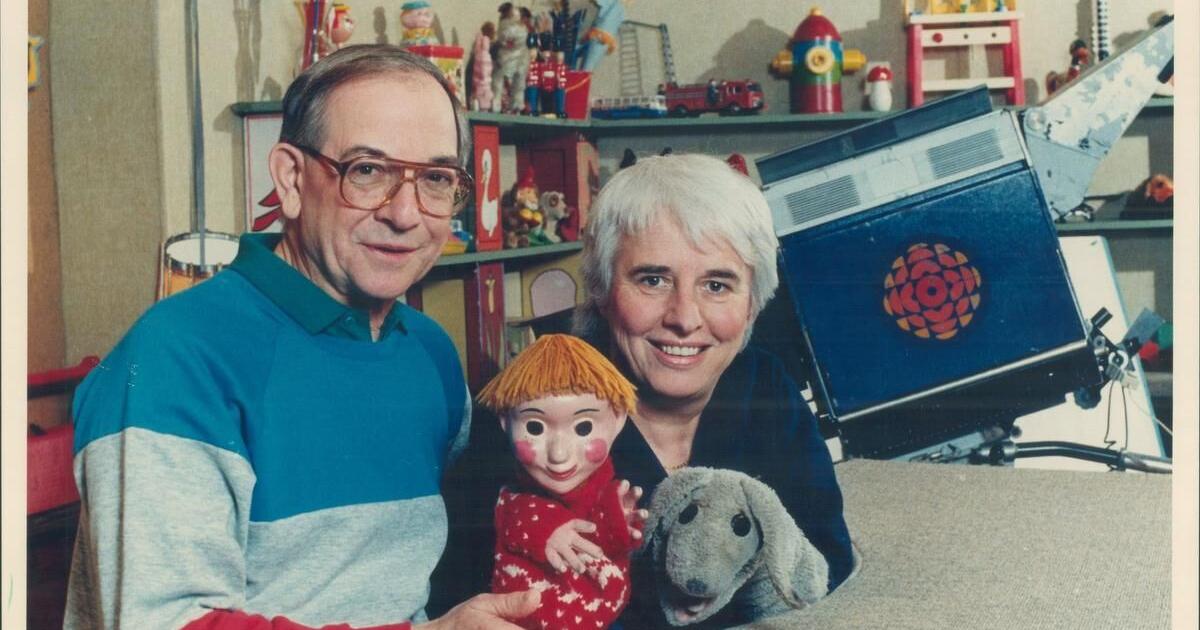 We were so lucky to grow up with Mr. Dressup
