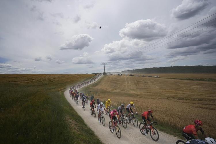 Canadian rider Derek Gee finishes third on tough Tour de France stage ...