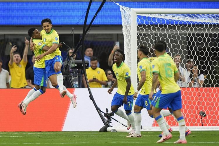Brazil held to 0-0 draw by Costa Rica in a stunner to open Copa America ...