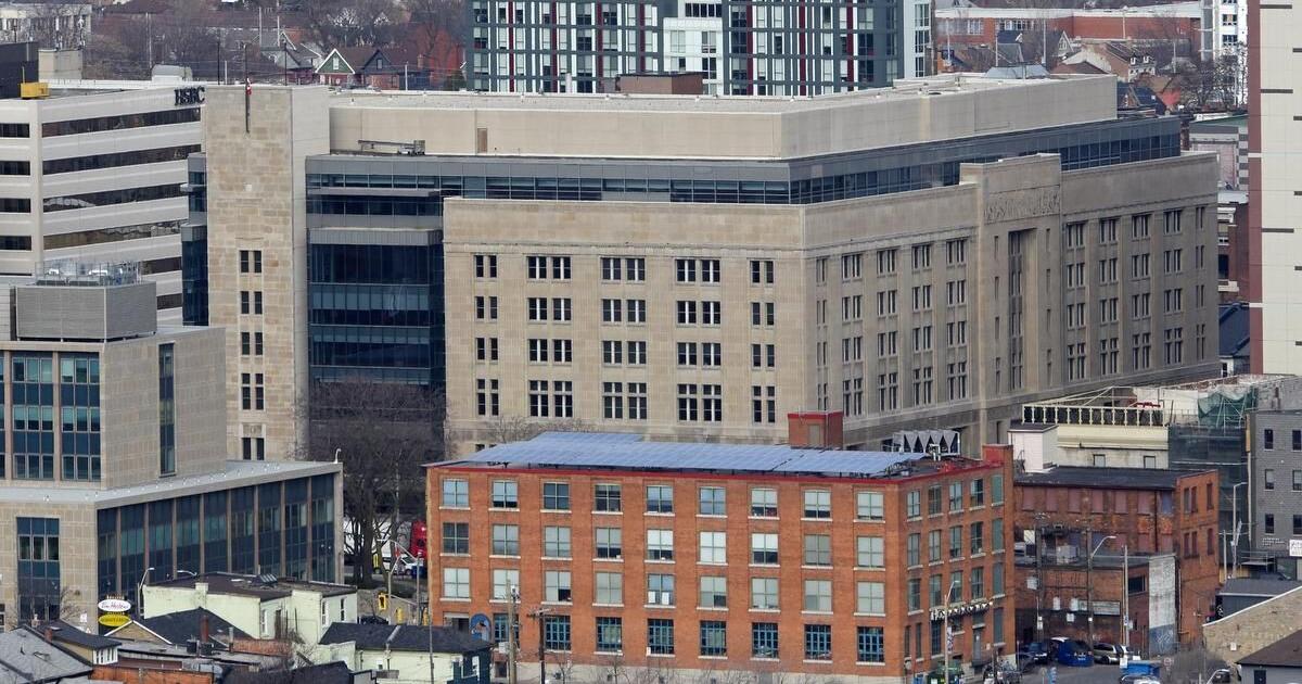 Charges dropped after Hamilton police detective admits to lying in court