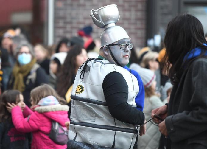 Hamilton wins with Grey Cup party for the ages