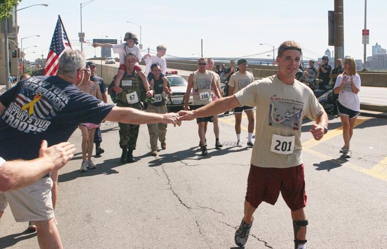 The former Marine sniper accused of a mass shooting and the warning ...