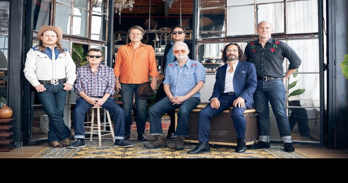 Hamilton-born guitarist Colin Cripps returns home with Blue Rodeo
