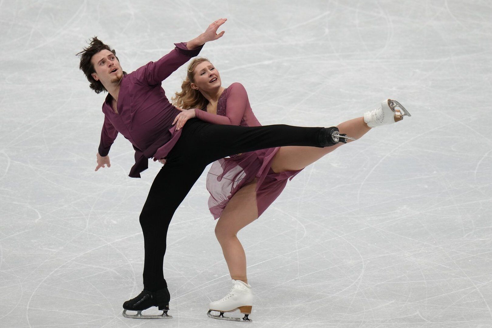 Fabbri and Ayer fourth in ice dance, Daleman seventh in women's at Four ...