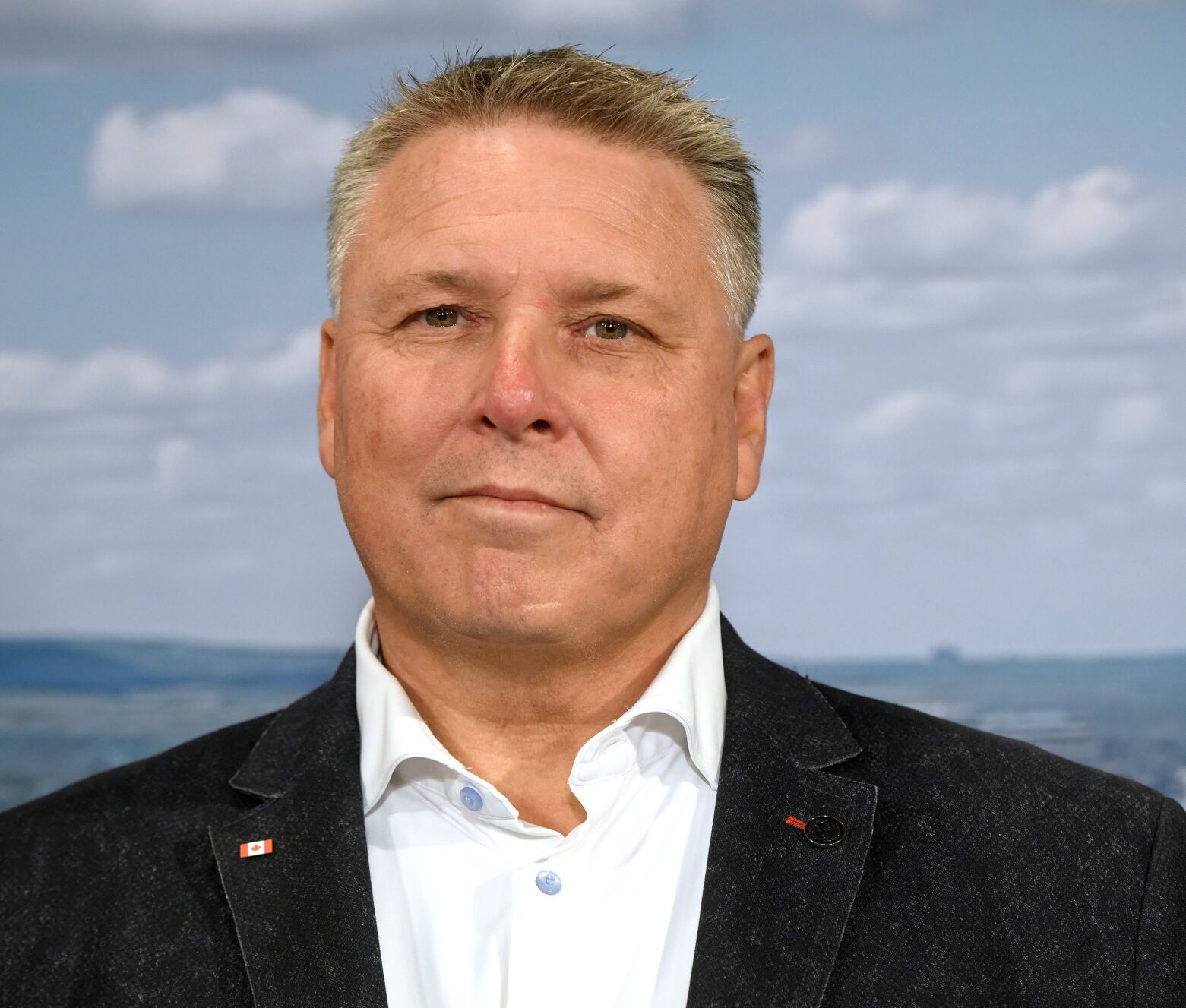 Hamilton Mountain candidates spar over where MP should live