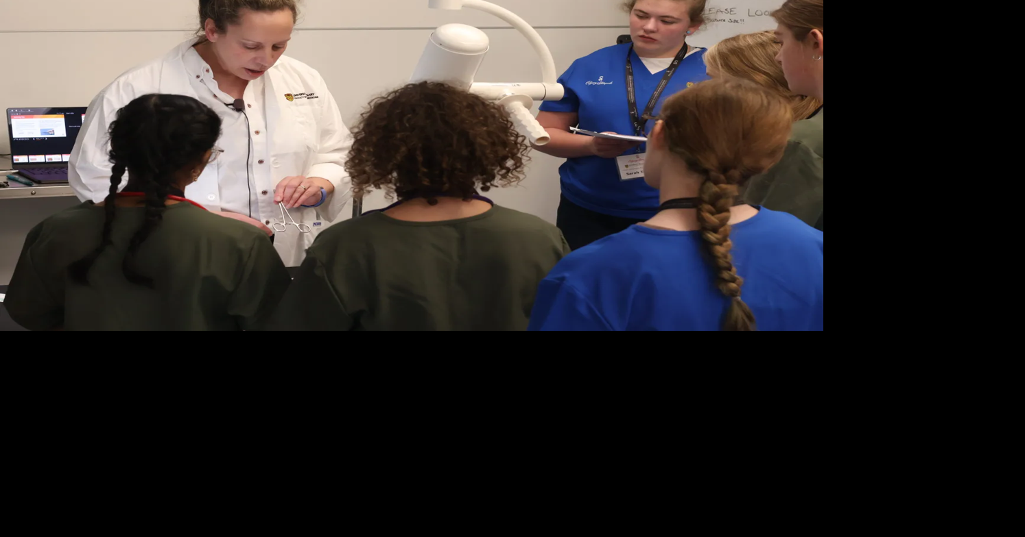 Alberta students gather to learn, compete at UCalgary vet school