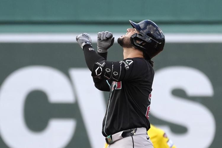 Gallen and Suárez help the Diamondbacks beat the Red Sox 4-1 for their ...