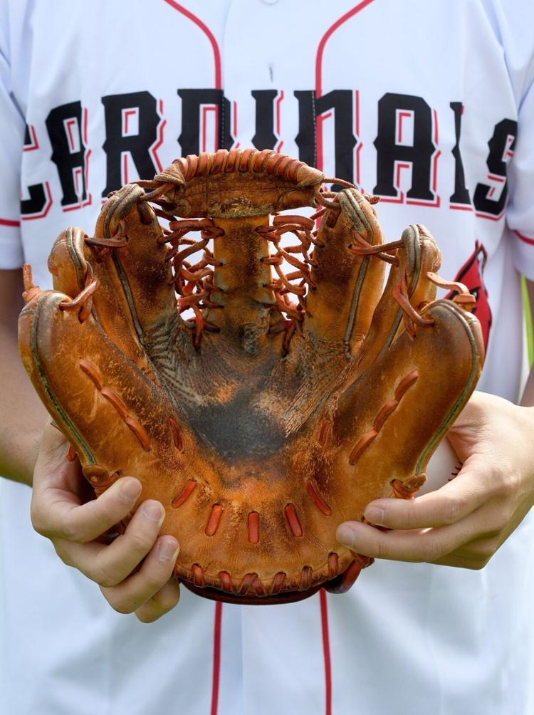 Hamilton Cardinals sign rare switch pitcher