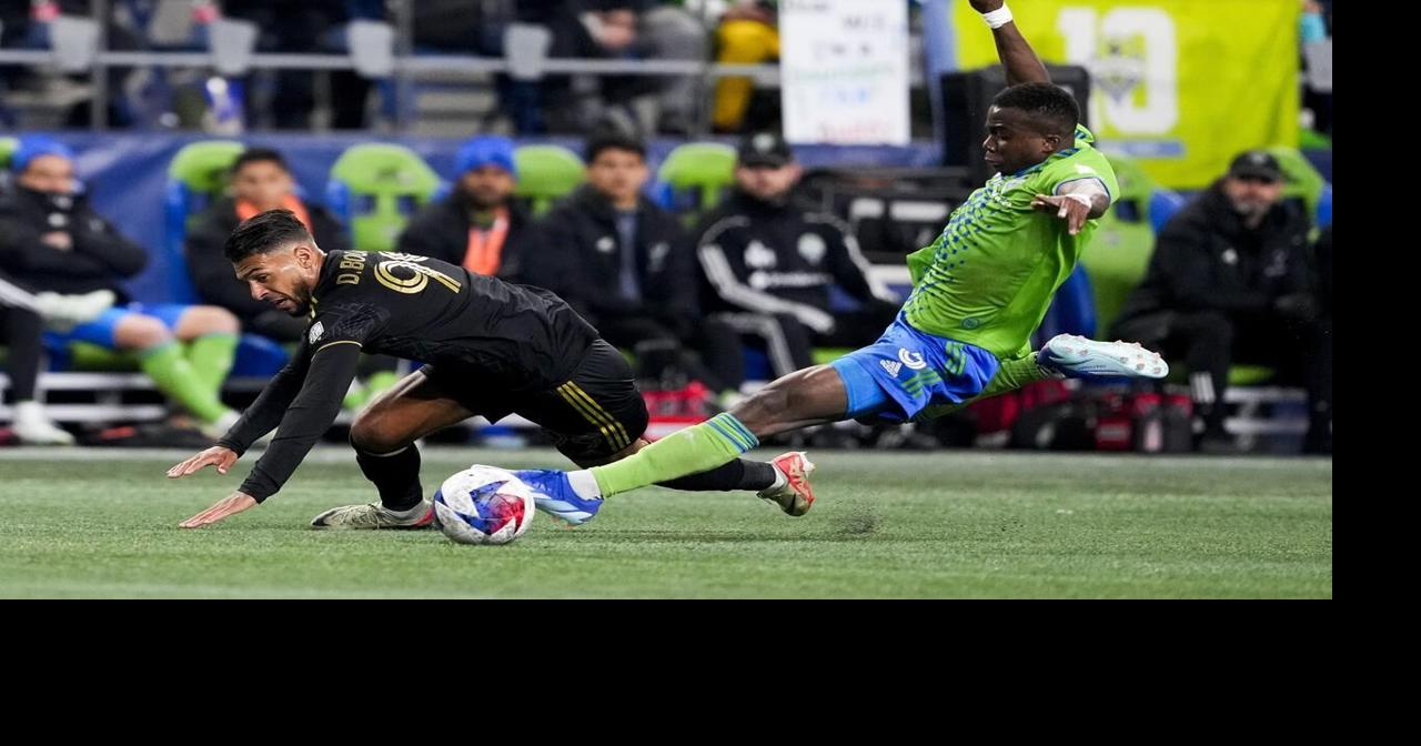 Golden Boot winner Denis Bouanga scores only goal as LAFC knocks out Seattle 1-0 in MLS playoffs