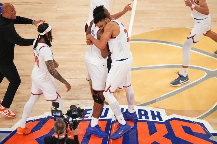 'Right hand from God': One play, 4.5 seconds and a place in Knicks lore