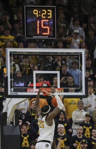 Mark Mitchell scores career-high 25 points to help No. 21 Missouri beat ...