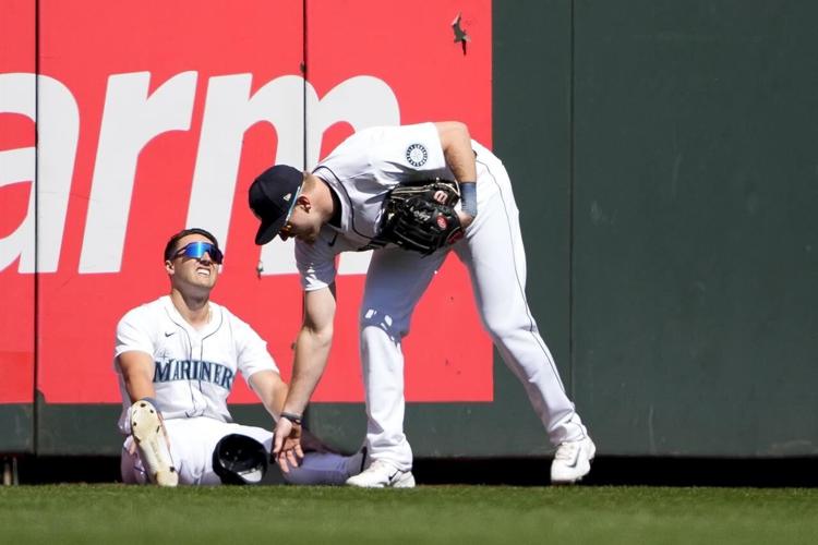 Michael Busch homers in his 4th straight game to power the Cubs past ...