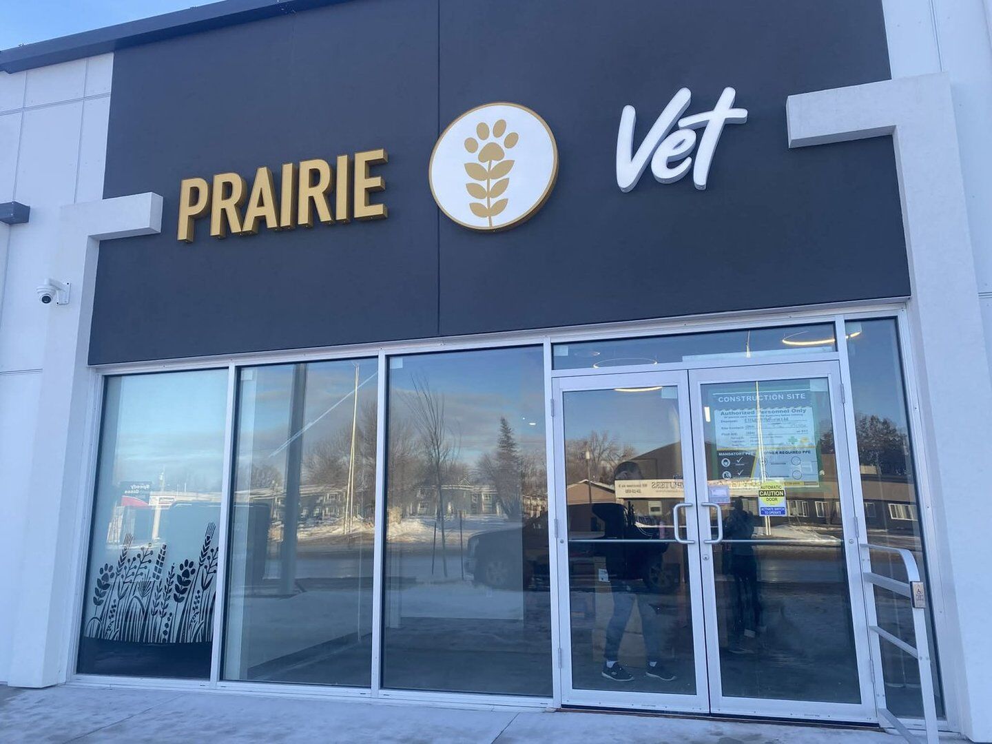 New vet clinic opens in Portage, restoring local animal care