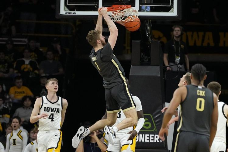 Smith, Kaufman-Renn lead No. 7 Purdue over Iowa, 90-81