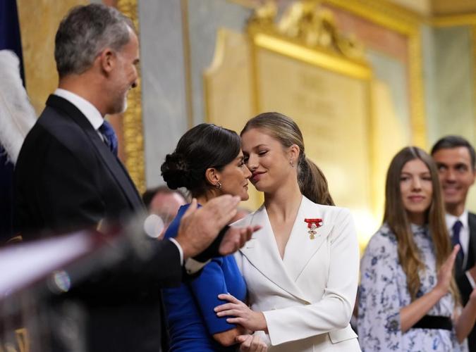 Spain's Crown Princess Leonor turns 18 and is feted as the future queen ...