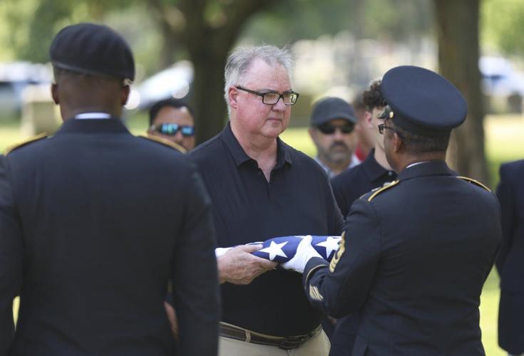 Military honors bestowed on Illinois veteran identified nearly a decade ...