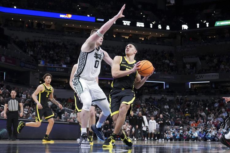 Jase Richardson scores 17 to lead No. 7 Michigan St. past No. 23 Oregon ...