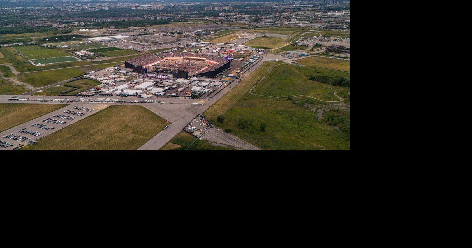 Coldplay frontman Chris Martin says he never meant to insult Toronto's ...