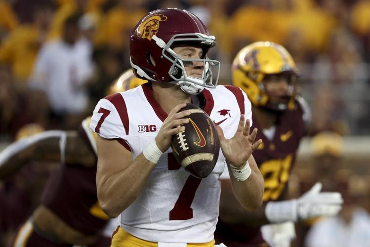 Minnesota upsets No. 11 USC 24-17 on Brosmer's 4th-and-goal sneak with ...