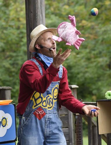 Applefest Fall Fair in Burlington draws hundreds