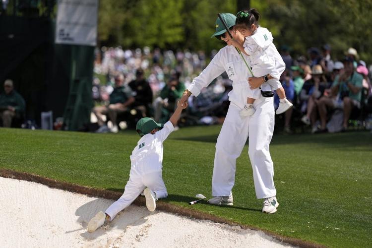 PHOTO COLLECTION: Masters Golf Par-3 Contest