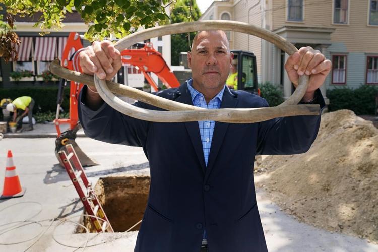 Some cities are digging up water mains and leaving lead pipe in the ground