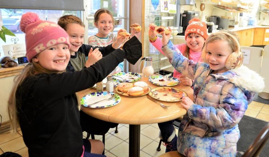 Paczki stuffed full of tradition at Courtland Bakery