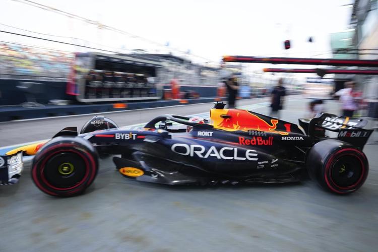 F1 drivers ready for Singapore heat and humidity, where their drinking ...