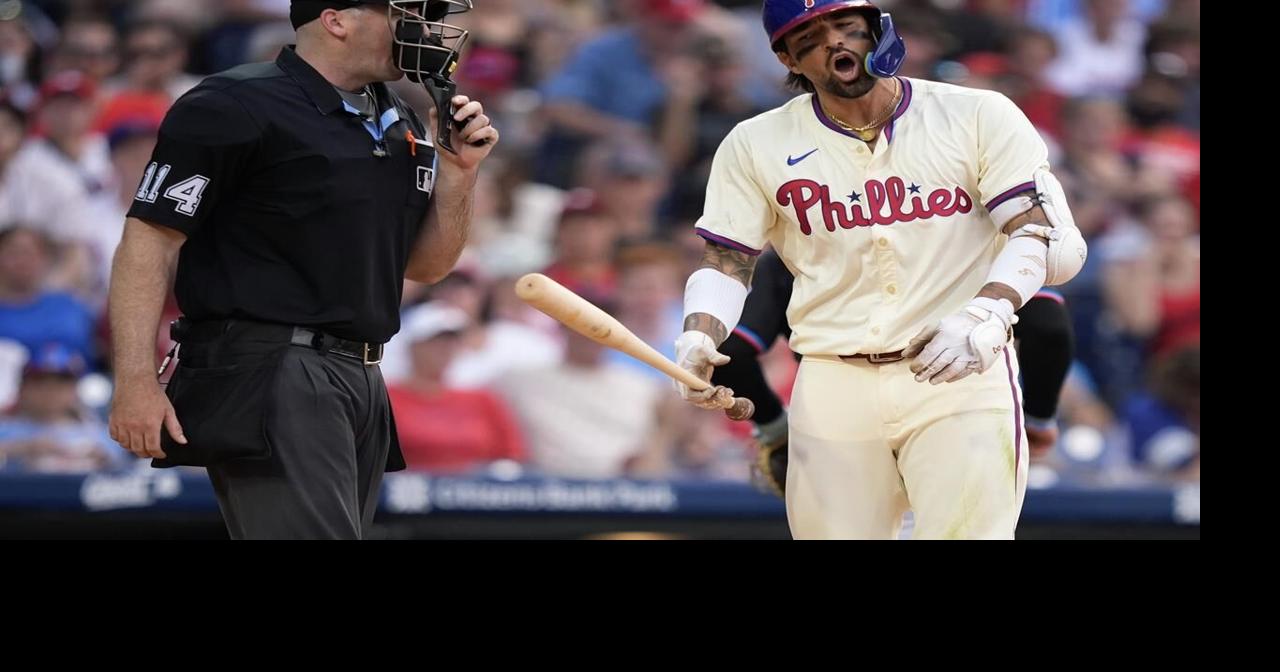 Gordon, Chisholm lead Marlins past Phillies