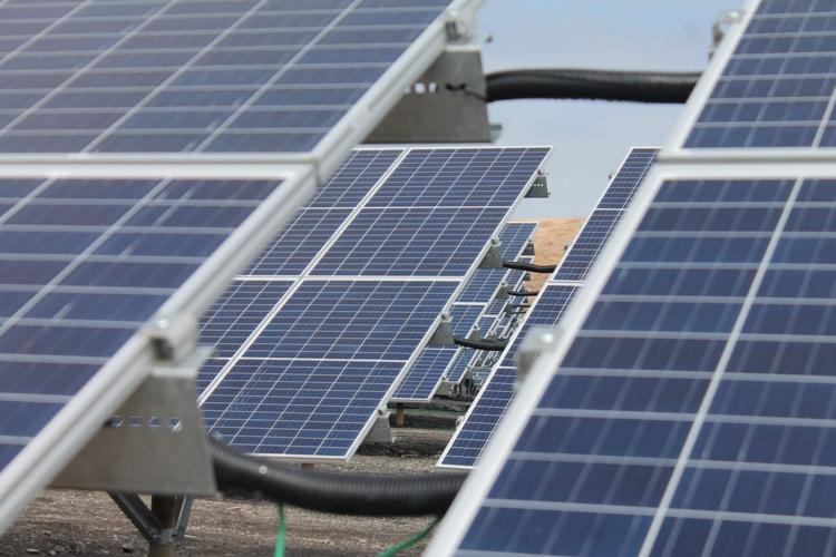 Ontario Power Generation’s Nanticoke solar project finished on time and ...