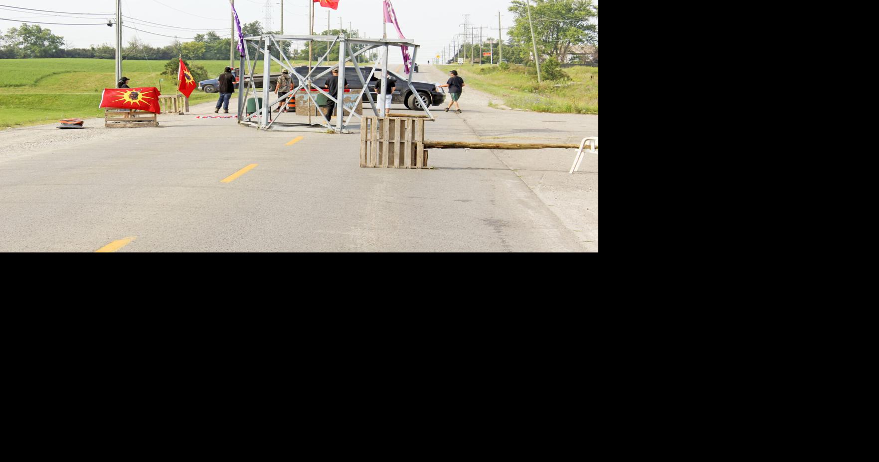 Confederacy blocks Argyle Street in Caledonia in protest of Burtch Lands