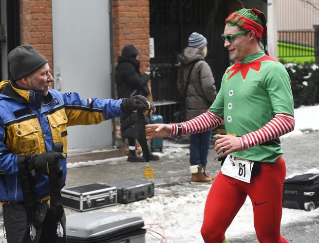 Boxing Day 10-miler got its 100th finish — finally!