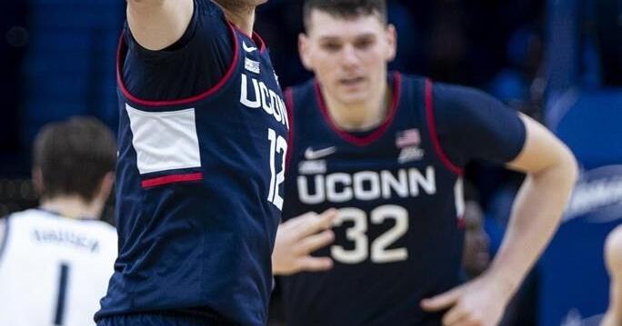 UConn beats Villanova 66-65, wins second straight game since hitting No ...