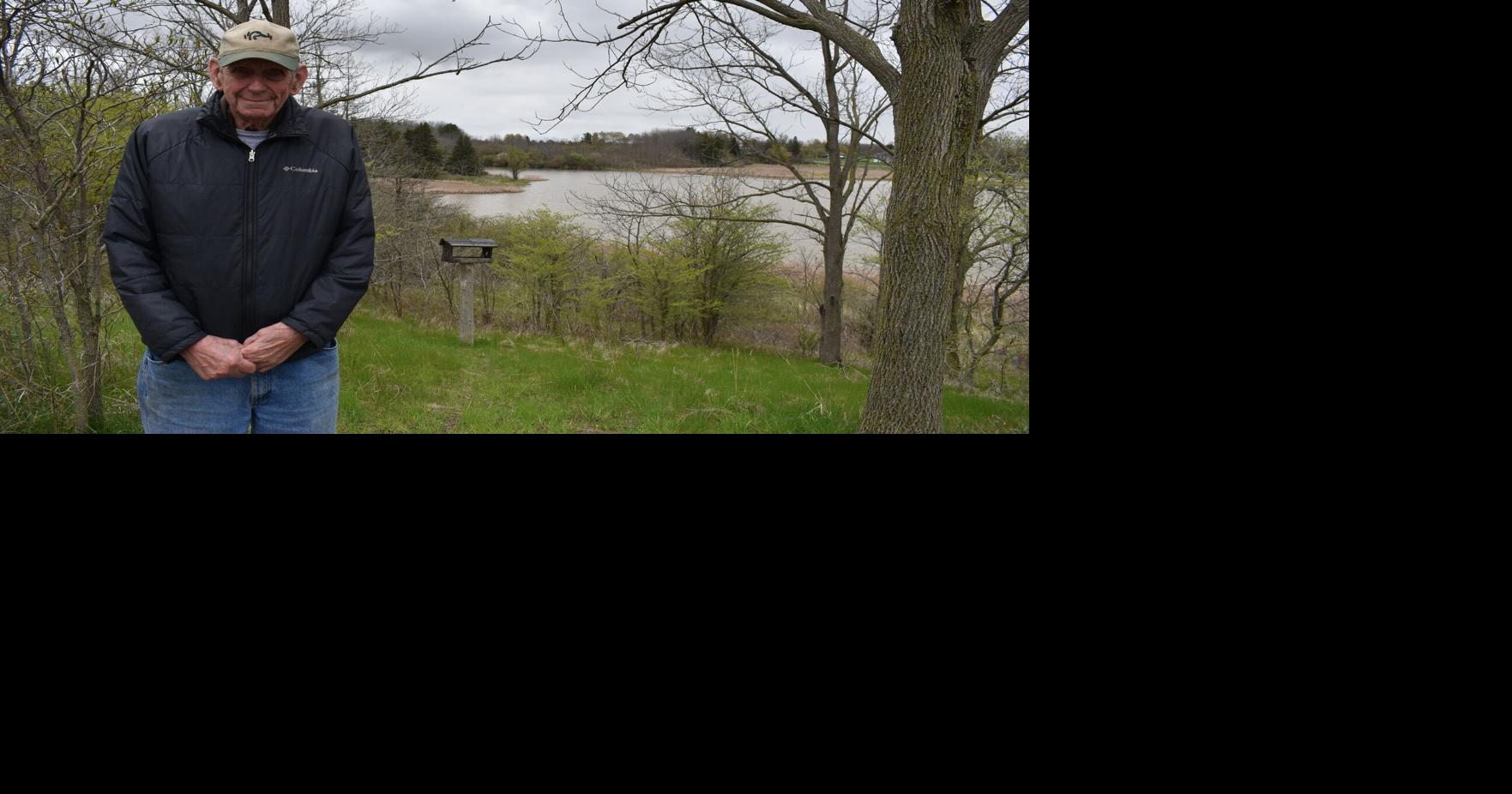 Several agencies monitoring lake water at Binbrook Conservation Area