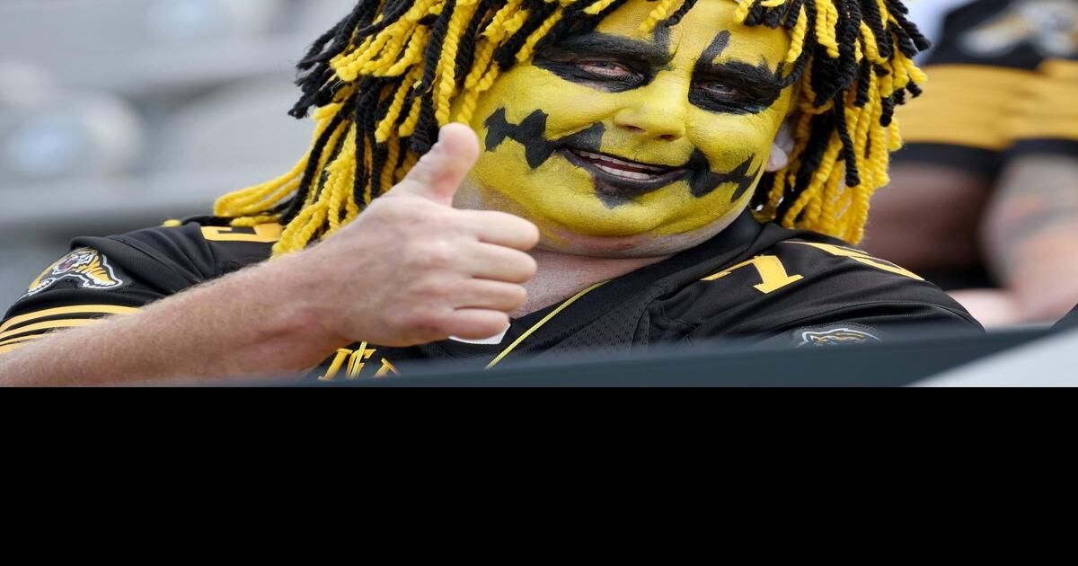 An ‘east-end Christmas’: Ticats fans welcome return to football at ...